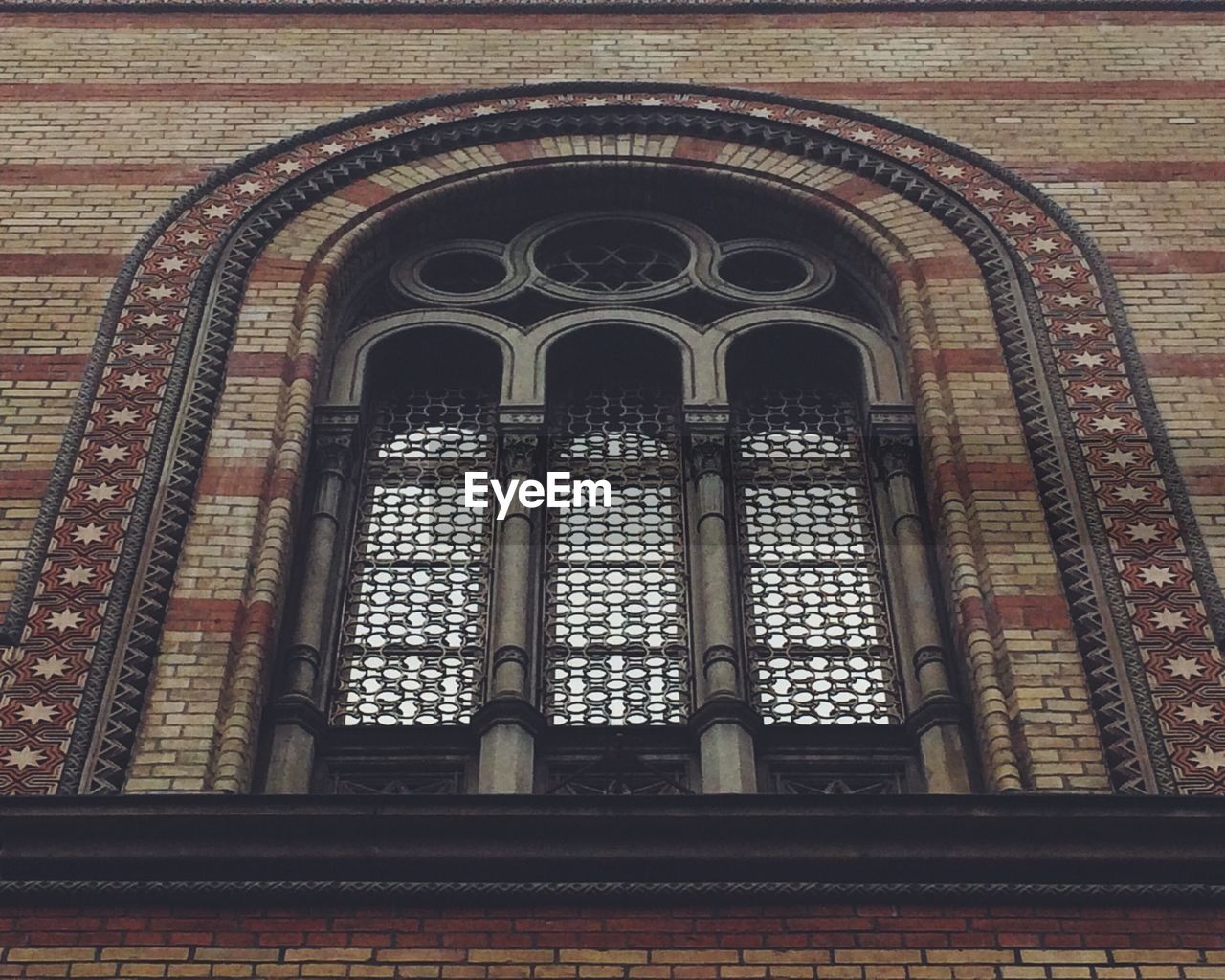 Ornate window | ID: 44462419
